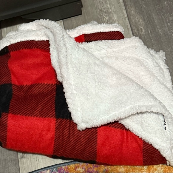 Bedding | Red And Black Plaid Sherpa Blanket | Poshmark